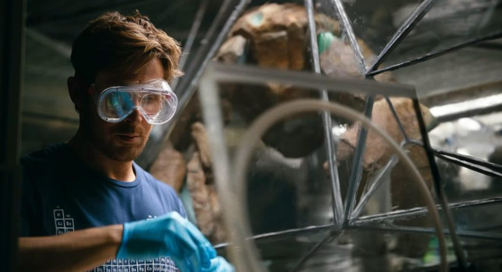 A true cinema event: ‘Project Hail Mary’ is the epic sci-fi charmer ...